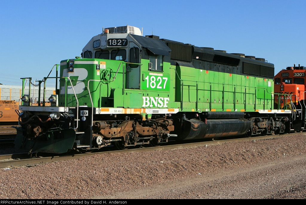 BNSF 1827